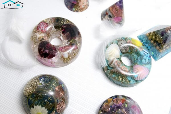 Resin là gì? Resin có những ứng dụng gì trong đời sống?